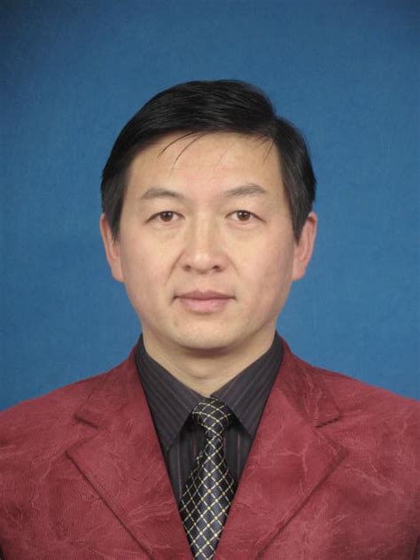 马克思主义学院人文社会科学部现任领导班子 海南医科大学马克思主义学院人文社会科学部
