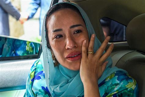 Daughter Of Malaysias Jailed Former Pm Najib Sad That He Will Be