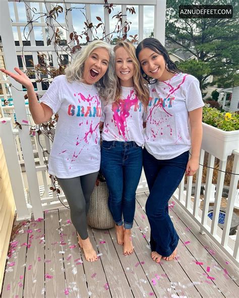 Mariah Moss Feet Aznudefeet