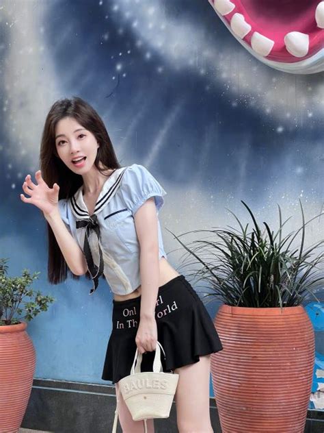 馮提莫直播唱歌爆紅！曾認收700萬見乾爹 駁斥已婚消息 娛樂 Nownews今日新聞
