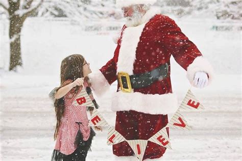 “산타 보고 싶다”는 손녀 위해 깜짝 변신한 할아버지 인사이트