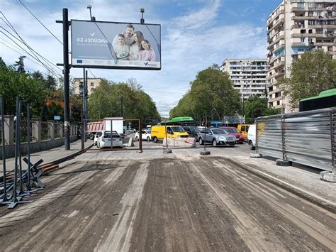 ფოტოფაქტი წერეთლის გამზირის რეაბილიტაცია დაიწყო დიდუბის ხიდზე