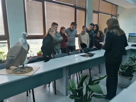 ВТУ Катедра География Студенти по География и Културен туризъм честват 30 години от Натура