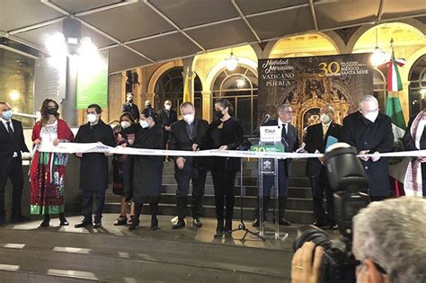 Por artesanías de Chignahuapan gabinete poblano va al Vaticano e