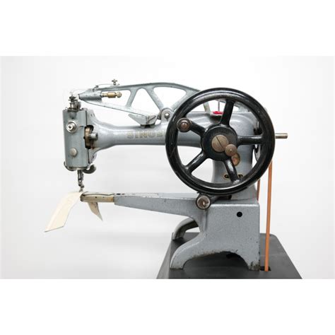 Singer 29K71 Cylinder Arm Boot Patcher Patching