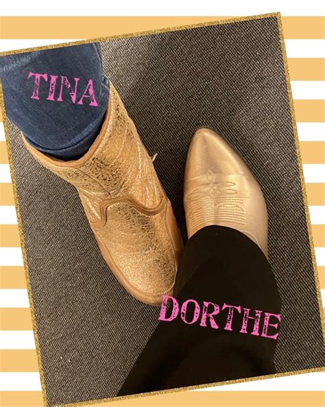 Man Ved Bare At Det Er God Kemi Når Chef Og Jeg Begge Har Guldstøvlerne På… Tina Bundgaard