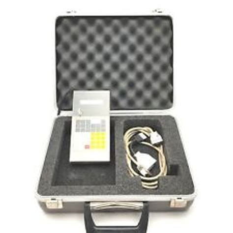 Omron C200h Pro27 E Programming Console Unit With C200h Cn222 2m Cable Industrial Lynx