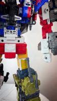 Transformers Age Of The Primes Voyager Nexus Prime Combiner Mode