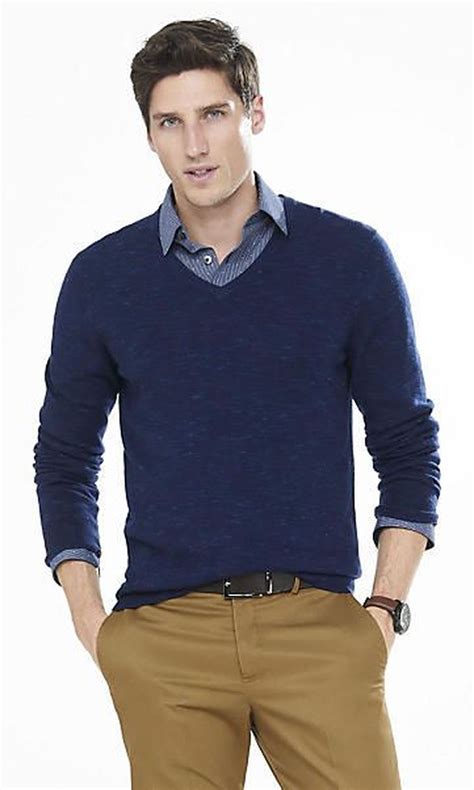 How To Wear Brown Sweater Mens At James Glassop Blog