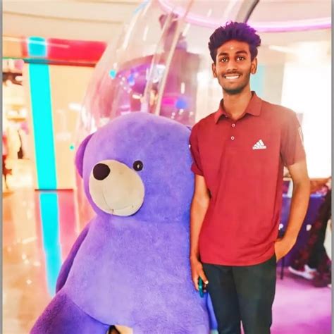 ೃ⁀ Cᵁᵀᴱ ᴮᴼᵞヅ Mrlakshmanan • Threads Say More