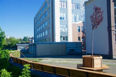 Не березі річки Либідь відкрився затишний публічний простір Вечірній Київ