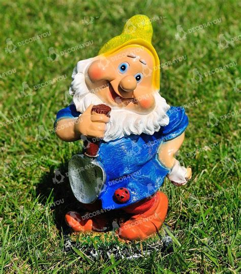 КУПИТИ Садова фігура Гном з лопатою малий ВСЬОГО ЗА 800 грн КРАЩІ ЦІНИ в Україні Київ Харків