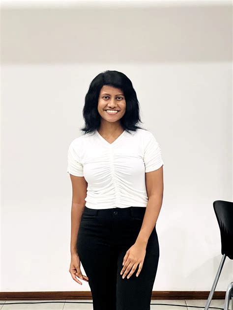 About Malithi Abayadeera Medium