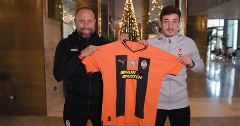 Шахтар офіційно презентував першого зимового новачка гравець обрав номер легенди клубу Футбол 24