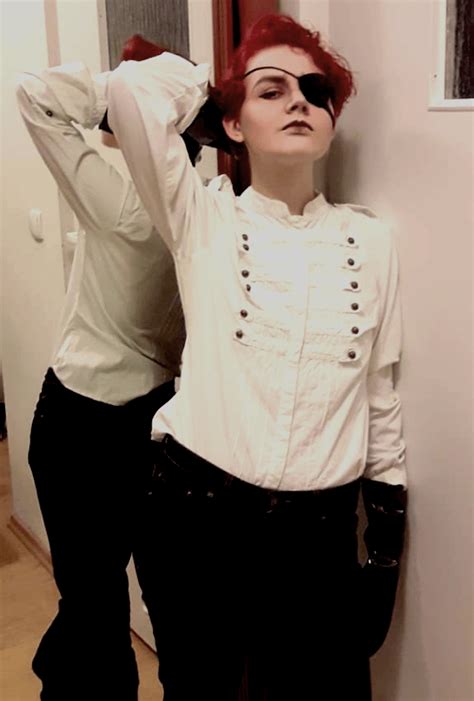 Low Budget Julian Cosplay Thearcana