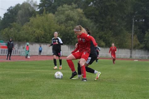 Жіноча команда рівненського Вереса розпочала сезон з поразки від Колоса Рівненські новини