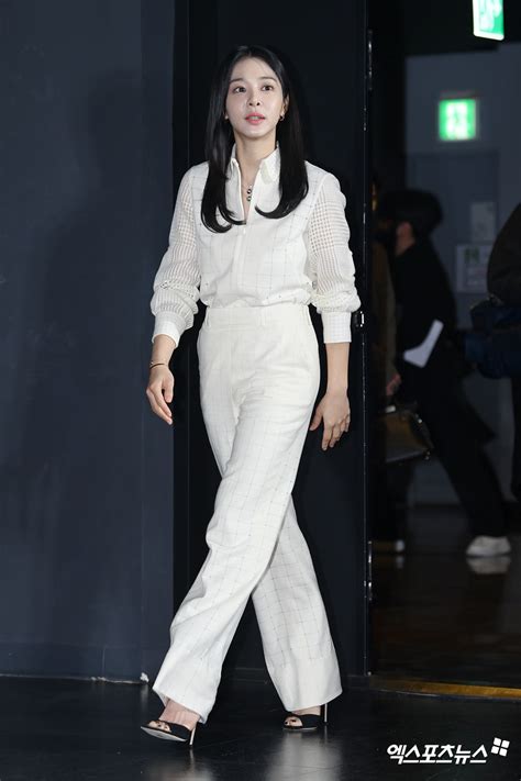 설인아 섬유유연제 향기 몰고 온 비주얼[엑s Hd화보] 나무뉴스