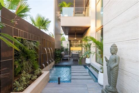 Ruby Goswamy Amit Goswamy And Rajkumar Kumawat Design Square Design Exemplifies Elegance And