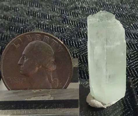 Gem Hiddenite Spodumene Crystal Pakistan Mineral Specimen For Sale