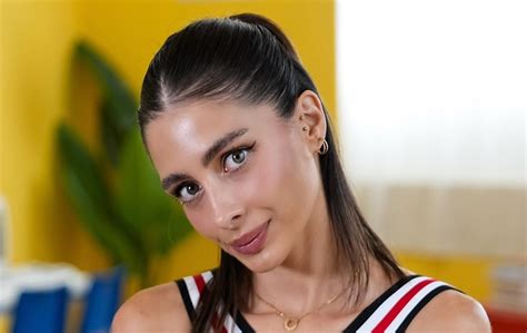 Tru Kait Bio Age Height Wiki All Models Bio