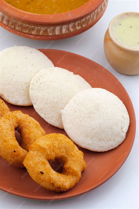 Premium Photo South Indian Popular Breakfast Idli Vada Sambar Or