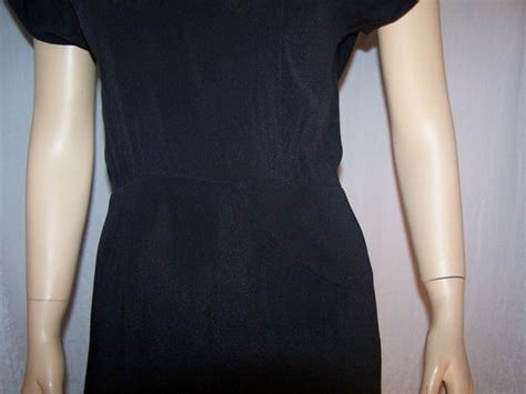 Vintage 1980s Black Silk Crepe Back Button Svelte Dre Gem