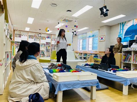 새벗유치원학부모 놀이교육지원단을 통해 놀이의 가치를 경험해요 한청타임즈