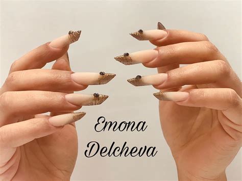 Българска 📢 Представяме ви д р Ангел Радев изтъкнат ангиолог флеболог и лектор на Третия