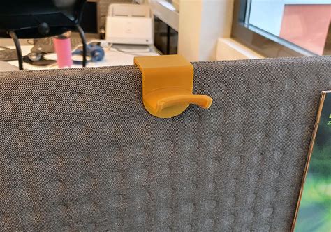 Headphone Hanger For Office Partition Wall By Doktorolsen Download