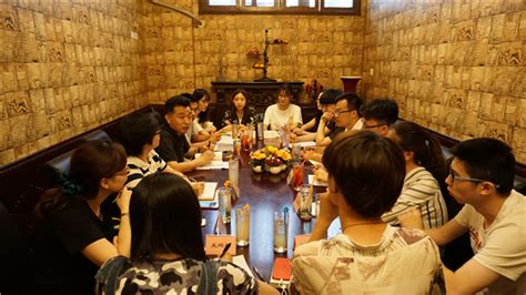参与民主管理 建设美丽天外——校领导茶叙会成功举行 天外青年（团委）