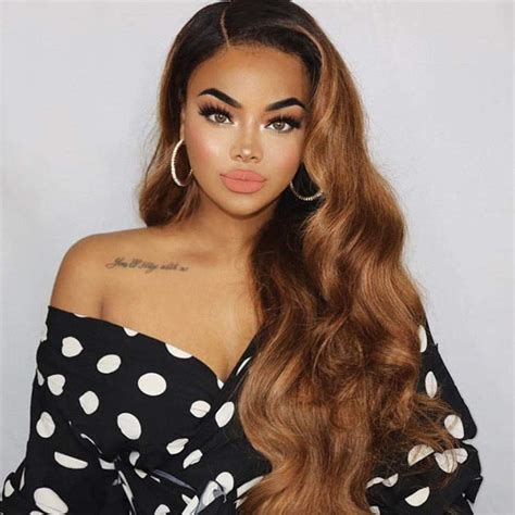 Rebuty Hair Ombre Body Wave Lace Wigs Long Body Wave Synthetic Lace Front Wigs For