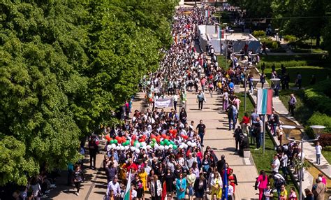 Над 3000 ученици излизат на площад Кракра в Перник