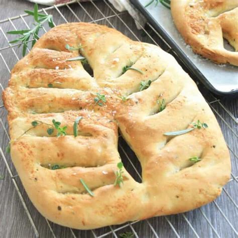Cheese And Herb Fougasse Bread Chez Le Rêve Français