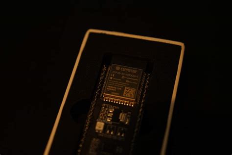 【esp32 S3 Devkitc 1 N8r2】でcircuitpythonを使ってみる。 技プログ