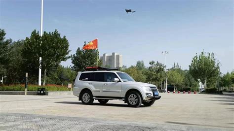 新疆帕杰罗的优秀作业 3w脚垫助行者无畏 踏沙前行 搜狐大视野 搜狐新闻