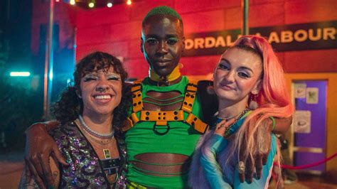 Sex Education mùa 4 Mùa kết nhiều tranh cãi Link phim 4K Vietsub Chia sẻ Tech