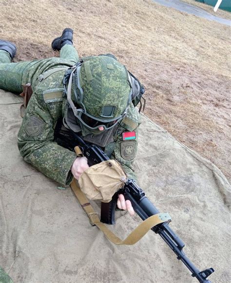 С военнослужащими 120 зрбр прошли плановые занятия по огневой подготовке — ВАЯР