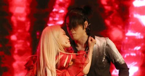 [포토]청하 아찔한 커플 댄스