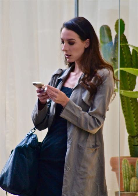 Text Message Smoking Hotties