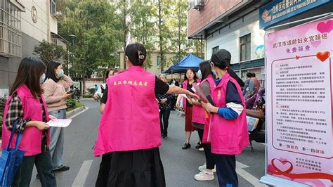 “磨剪子嘞戗菜刀、包春卷炸肉丸”，武汉科苑社区把便民服务送到居民家门口老人昌里小区咨询