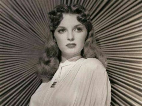 Julie London Measurements Bio Height Weight Shoe And Bra Size