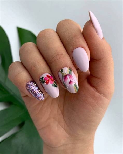 Манікюр на овальні нігті 2023 модний дизайн та новинки Жіночий Журнал Trserial