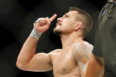 Rafael Dos Anjos Set To Take On Islam Makhachev In October Boeccom