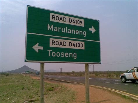 Kasi Yaka Tooseng Ga Mphahlele