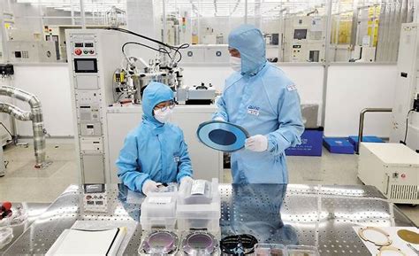 반도체 설계·제조·분석 한 번에 비메모리 혁신 연구 지원 반도체 설계·제조·분석 한 번에 비메모리 혁신 연구 지원