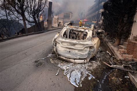 Burning Ev Batteries Are Delaying La Wildfire Clean Up