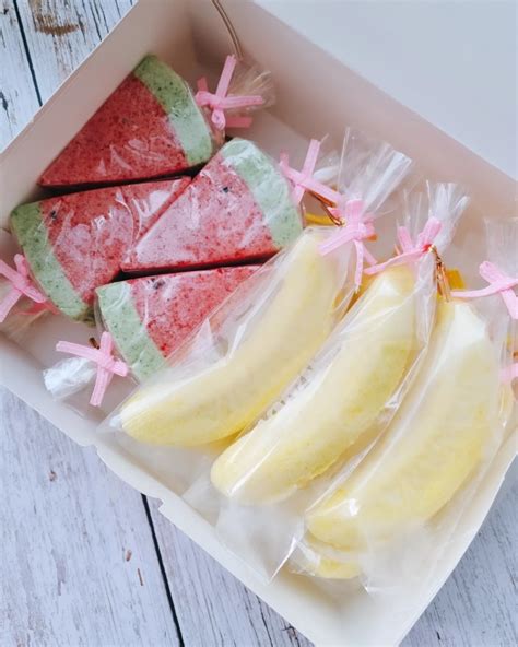 달콤스토리 💓 수박모양의 쫀득한 수박설기🍉 💓 노른자와 우유로 만든 크림이 들어간 바나나설기🍌 🔅