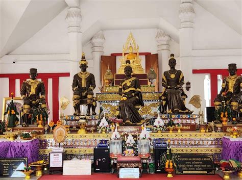 Vintage Phra Nang Phaya Wat Nang Phaya Pitsanulok Hobbies And Toys Memorabilia And Collectibles