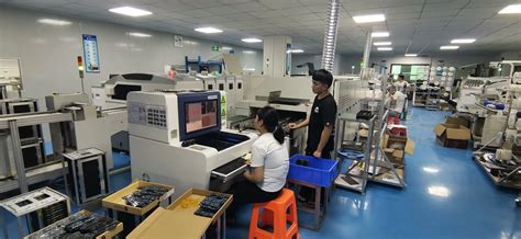 Good Price Mini Vga To Av Composite Converter Adapter Box With Audio Vga To Av Converter Vga2av