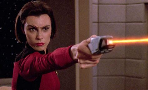 The Defiance Of Ro Laren Women At Warp